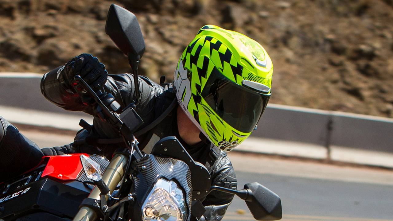 The Best Color For a Motorcycle Helmet: Safety First!?